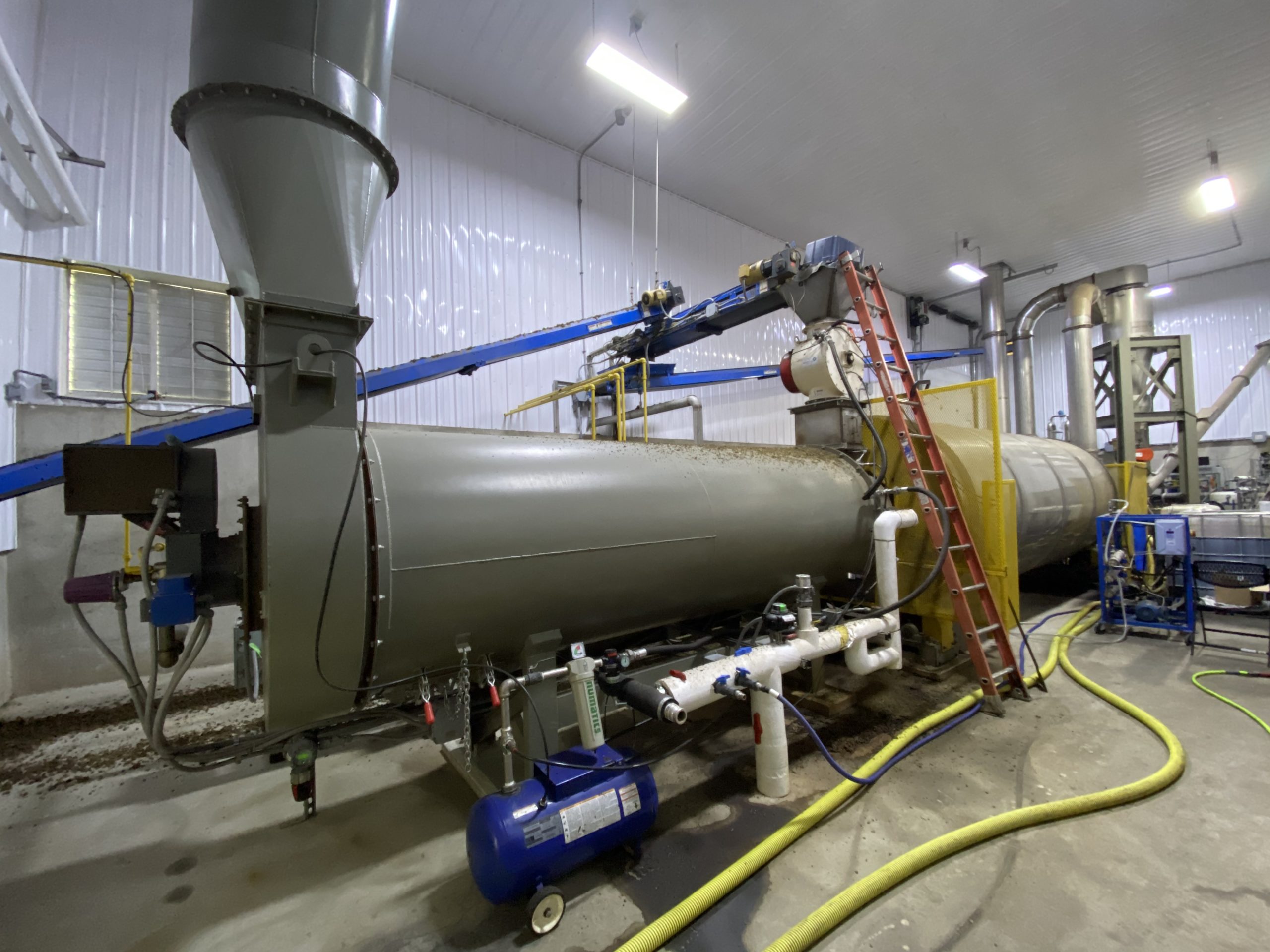 Crave Brothers Farm highlights manure digester ahead of Earth Day ...